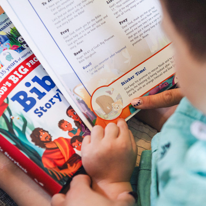 God's Big Promises: Storybook & Devotions Pack by Carl Laferton ...